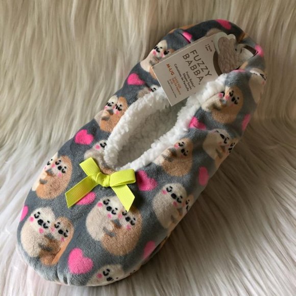 Fuzzy Babba | Accessories | Fuzzy Babba Hugging Sloths Slipper Socks ...
